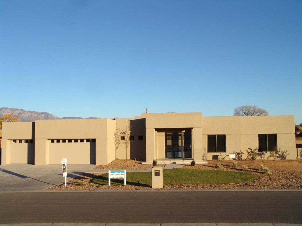 Black Farm Estates Modern - Modern - Exterior - Albuquerque - by John ...