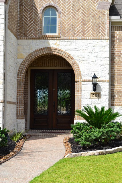 Blanco Chop - Traditional - House Exterior - Houston - by Legends ...