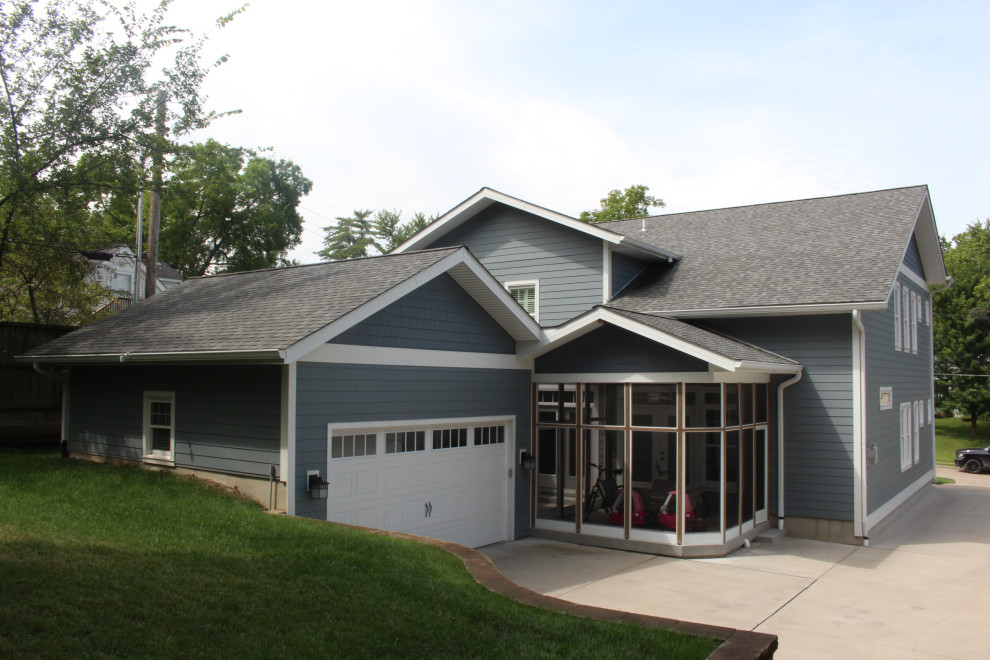 Boothbay Blue James Hardie Siding | Kirkwood, MO 63122 - Traditional ...
