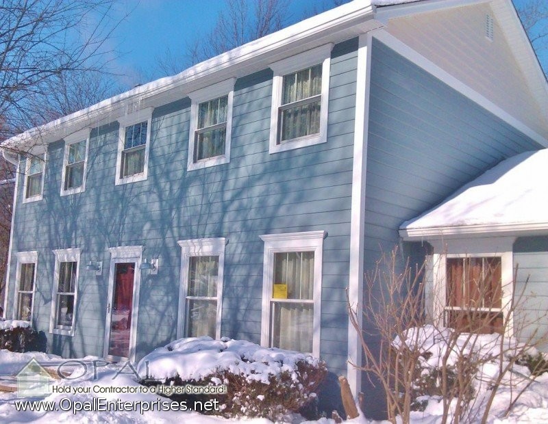 Boothbay Blue Siding by James Hardie & Crown Moldings in Cobble Stone ...