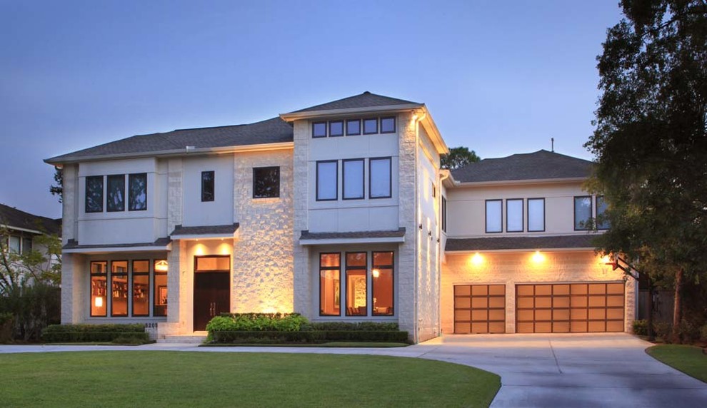 Braeburn Residence - Exterior - Houston - by Hollenbeck Architects | Houzz
