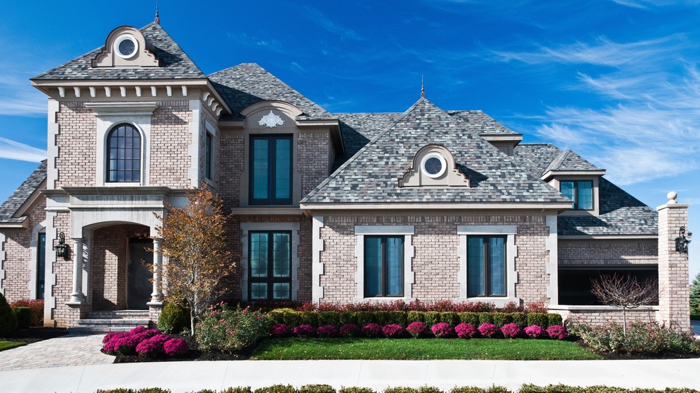 Brampton Brick | Benton - Traditional - Exterior - Indianapolis - by Edgewood Building Supply ...