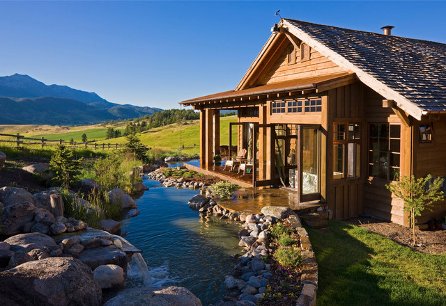 Rustic Exterior - Montagne - Façade - Autres périmètres | Houzz