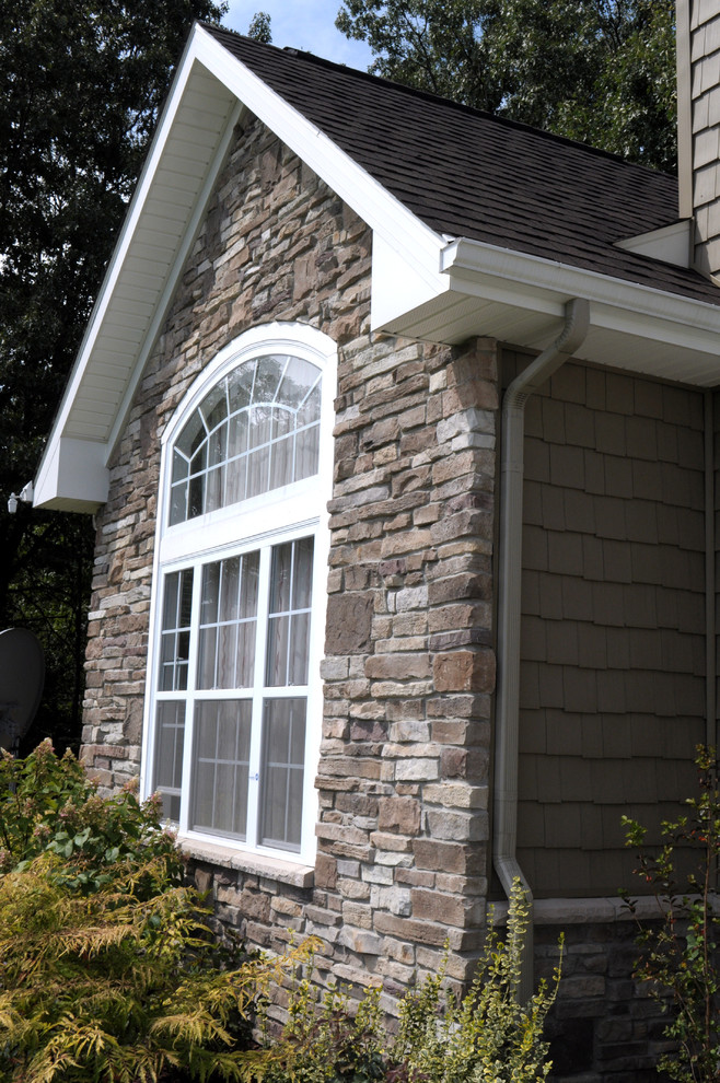 Bucks Creek Laytite and Canyon Gray Ashlar - Modern - Exterior - Other ...