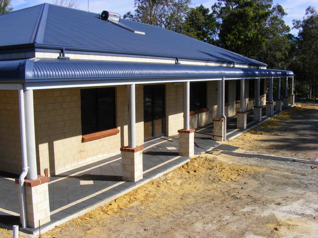 Bullnose Verandah - Traditional - Exterior - Melbourne - by Lyrebird ...