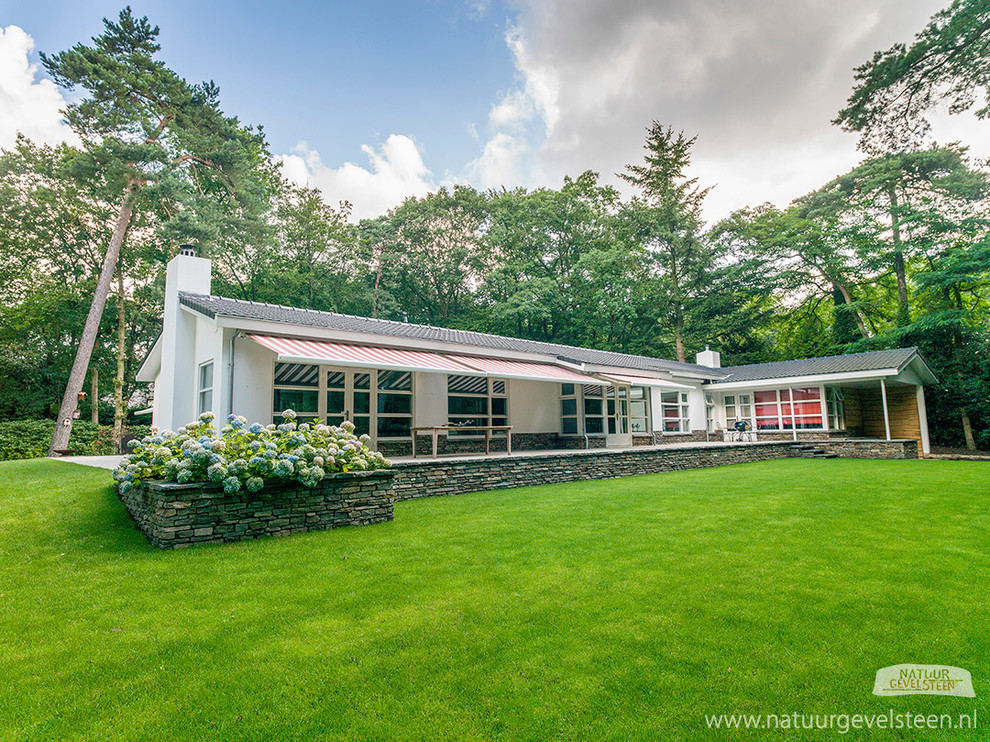 Bungalow - Natural Stone basement/facades - Contemporary - Exterior ...