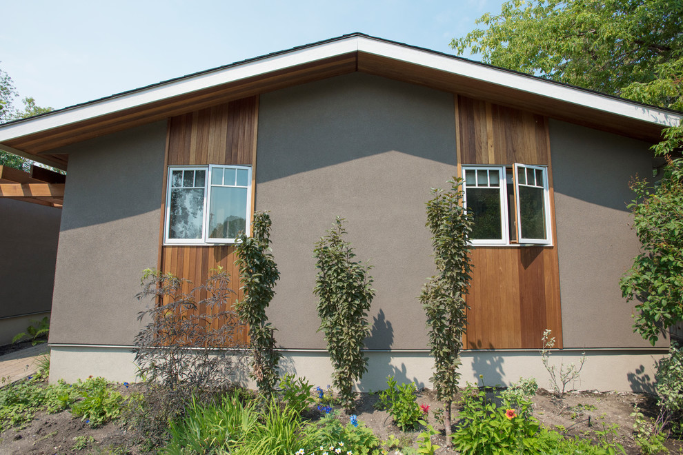 Calgary Stucco and Kayu Batu Detail - Transitional - House Exterior ...