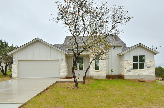 Capstone Spec House - Images Of... 1565 - Contemporary - Exterior ...