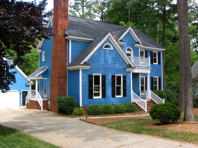 Cary Repaint Project - Klassisch - Häuser - Raleigh - von Terry Dickens ...