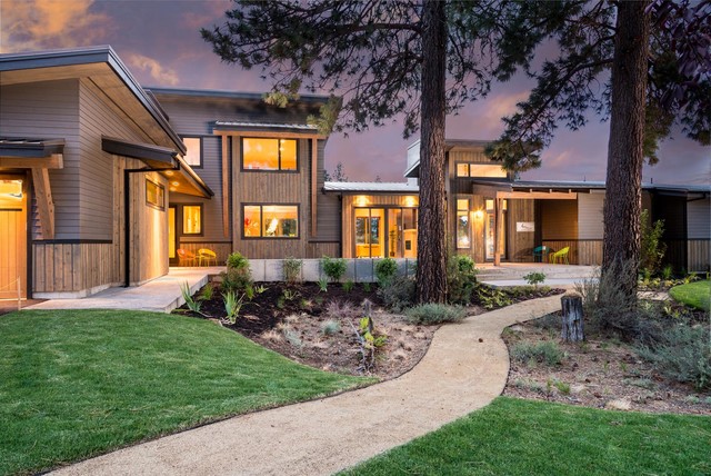 Cascade Contemporary - Modern - House Exterior - Seattle - by Christian ...