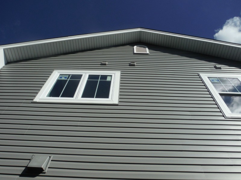 Certainteed Charcoal Gray Siding