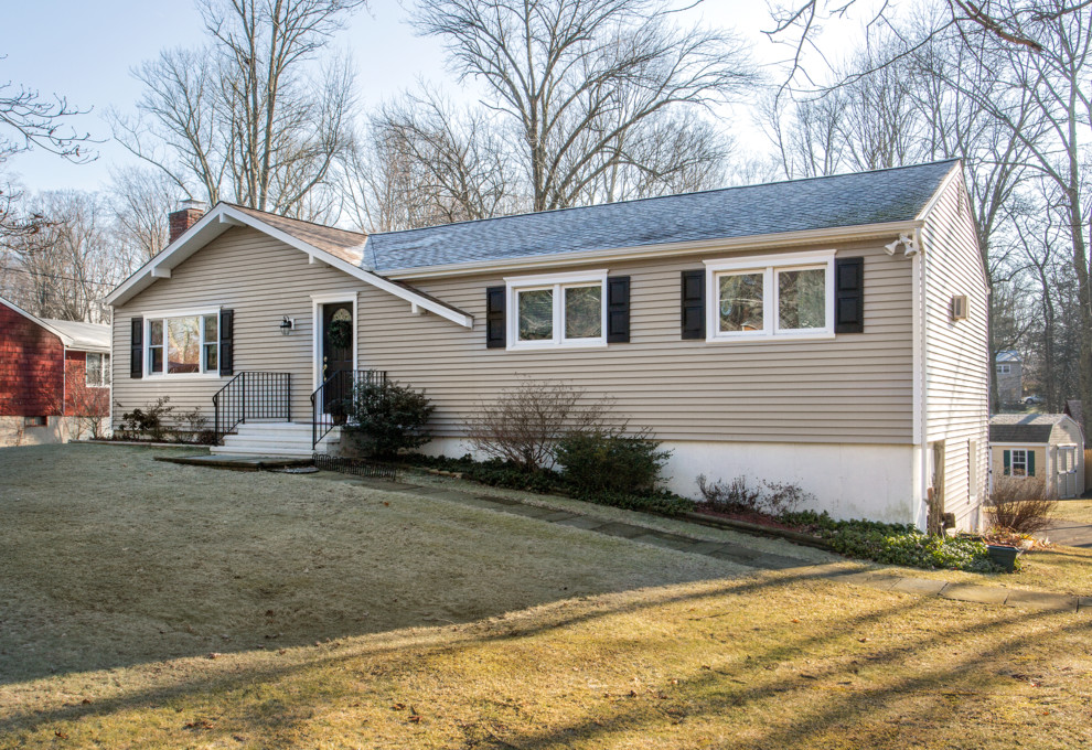 CertainTeed Monogram Vinyl Siding - Ridgefield, CT - Traditional ...