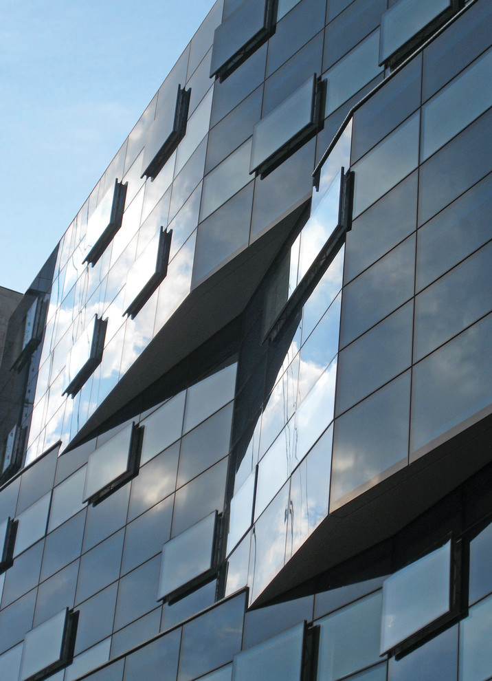 Chelsea Modern - Modern - Exterior - New York - by Audrey Matlock ...
