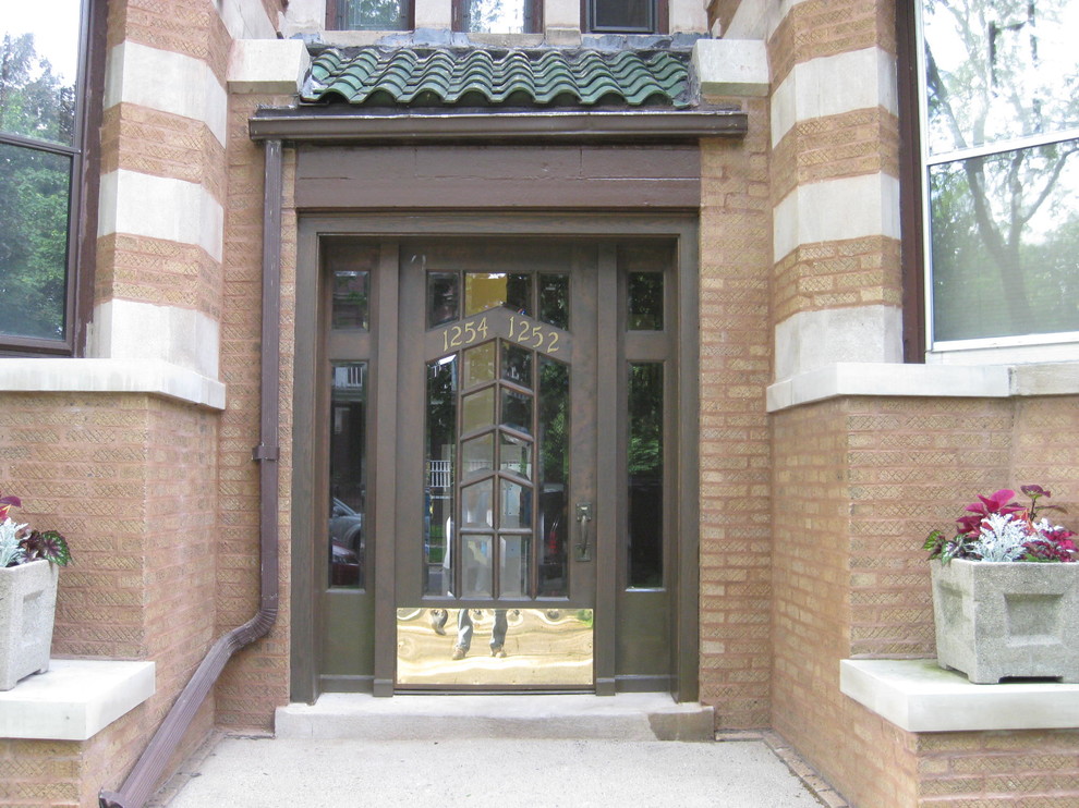 Chicago Condo Front Yard Landscaping - Traditional - Exterior - Chicago ...