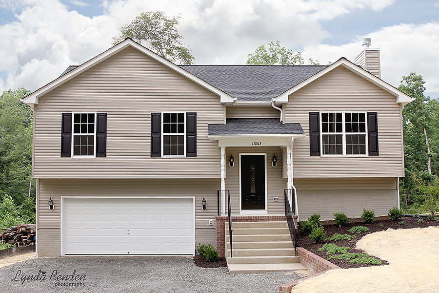 Clarksville Model Split Foyer Design - Traditional - Exterior - DC ...