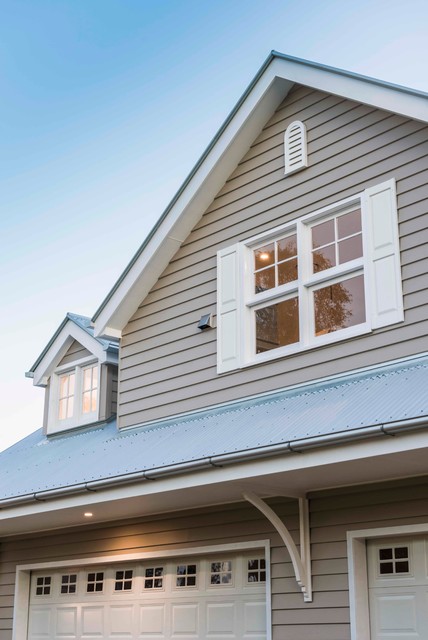 Classic American Style Barn with Garage with Loft - Traditional ...