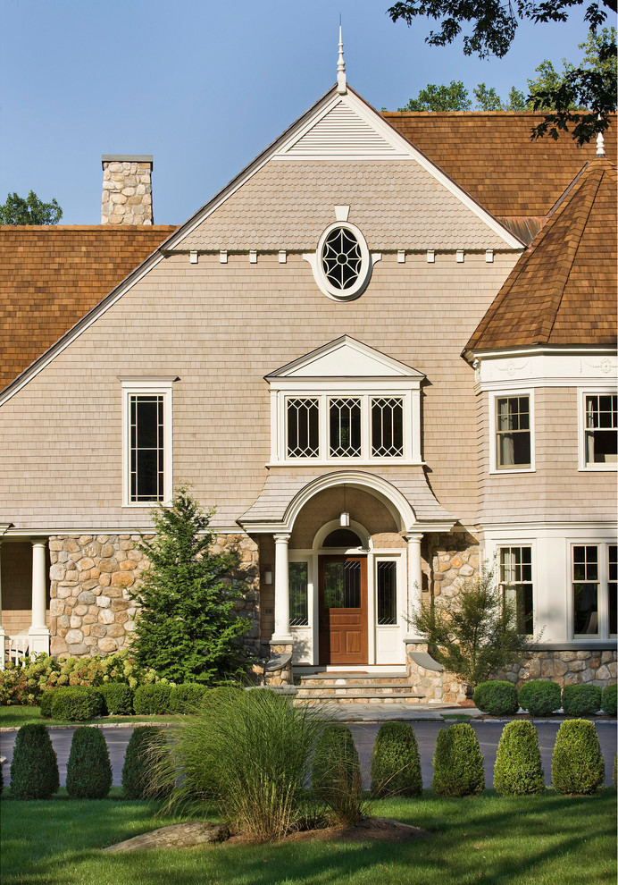 Classic home for a modern family - Traditional - House Exterior - New ...