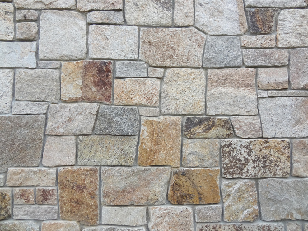 Combining Colonial Tan Natural Stone with Olive Green Siding ...