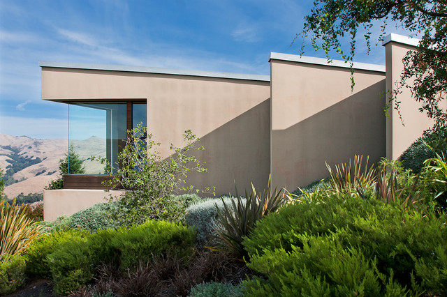 Stunning, Surprising Corner Windows