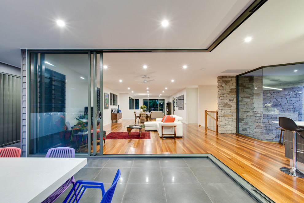 Contemporary Stone and Wood - House Exterior - Brisbane - by Synergy ...