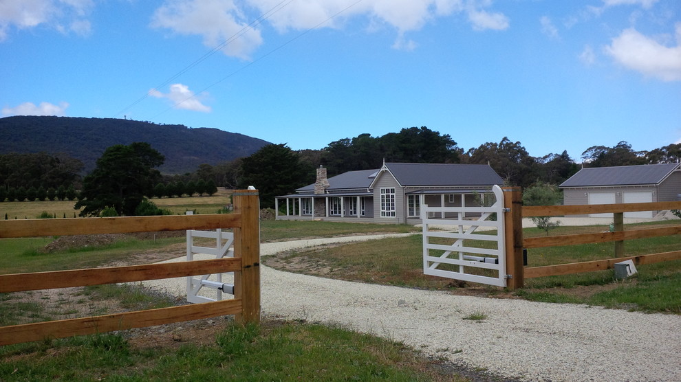 Country home examples - Farmhouse - Exterior - Melbourne - by User | Houzz