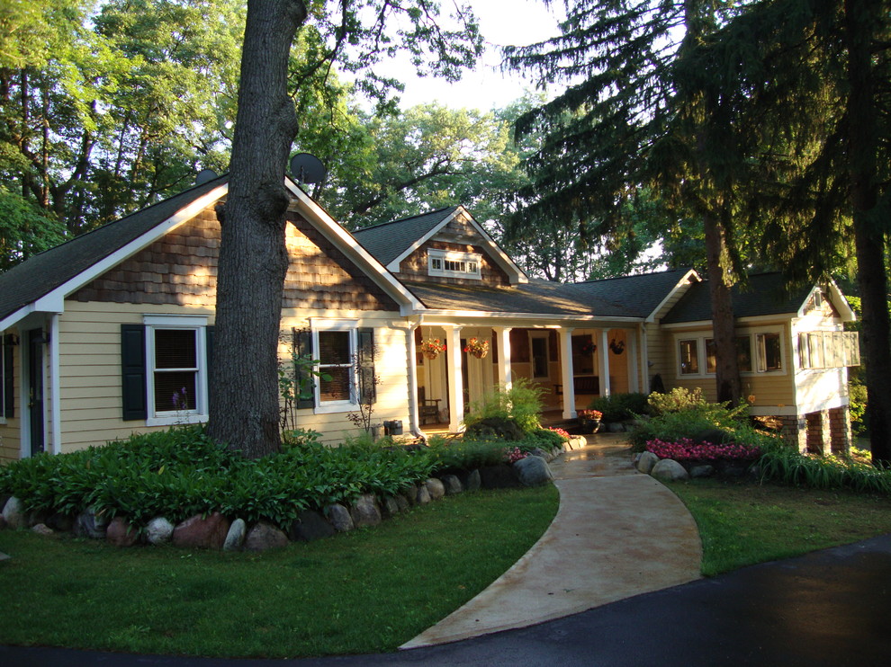 Country Home - Traditional - Exterior - Detroit | Houzz