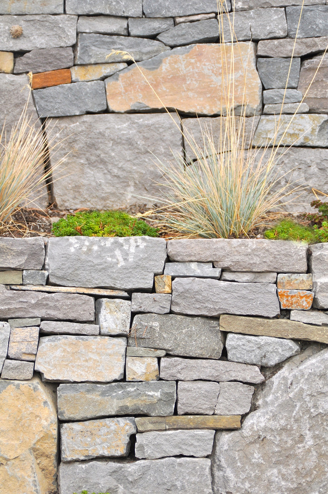 Curved Basalt Stone Wall, Plantings - Contemporary - Exterior ...