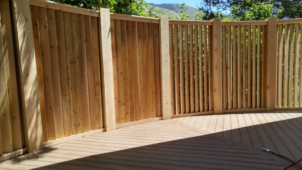 Curved Privacy Fence - Moderne - Façade - Salt Lake City - par ...