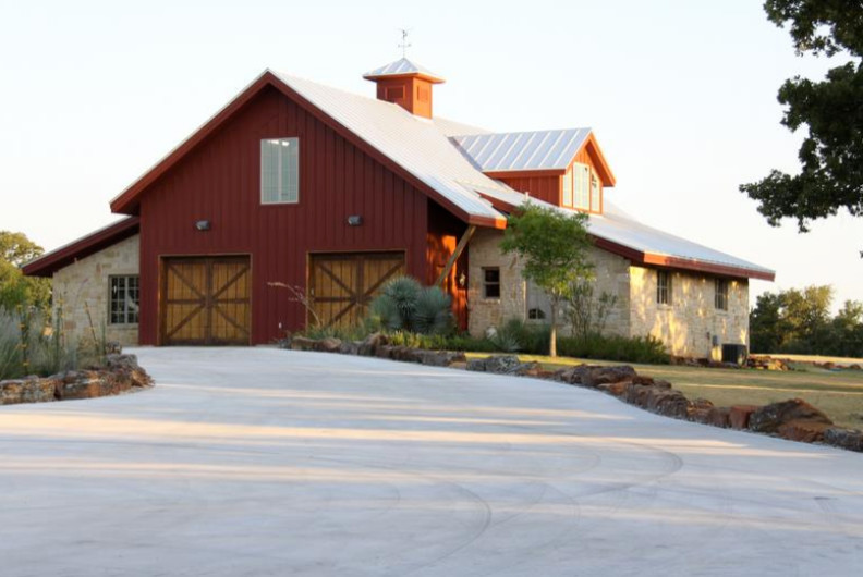 Custom Built Ranch House - Farmhouse - Exterior - Dallas - by Travis ...