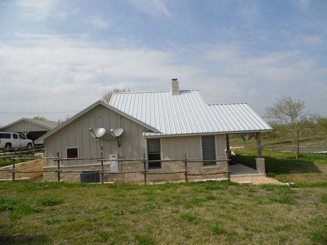 Custom Country Style Exterior Side View - Country - House Exterior ...