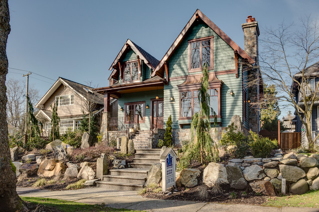 Custom Craftsman Style Home - Front View from Street - Craftsman ...