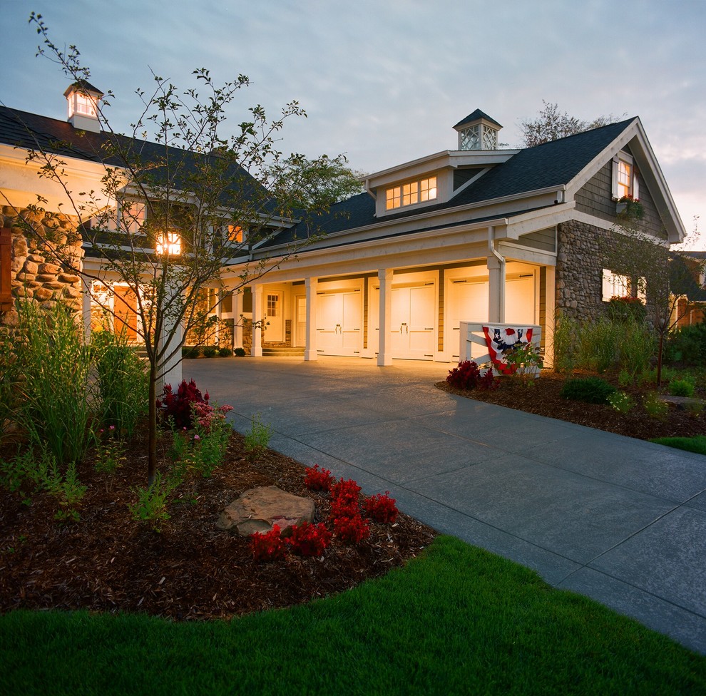 Custom home Front Elevations - Klassisch - Häuser - Indianapolis - von Build | Houzz