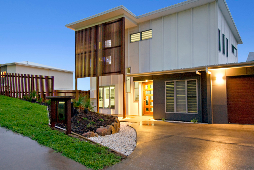 Custom New Build - Contemporary - Exterior - Brisbane - by Moreton Bay ...