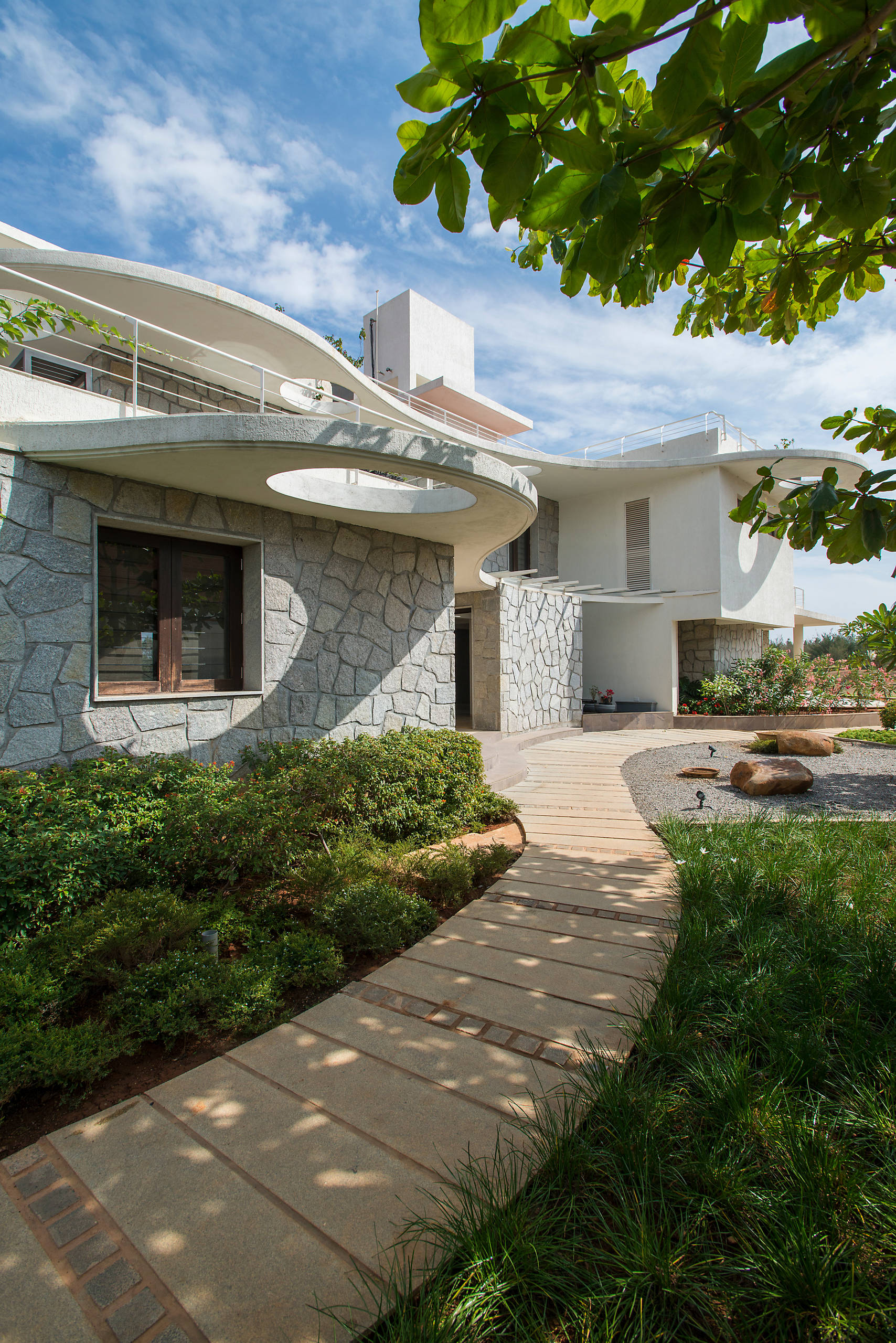 25 Exterior Designs: The New Face of Indian Homes