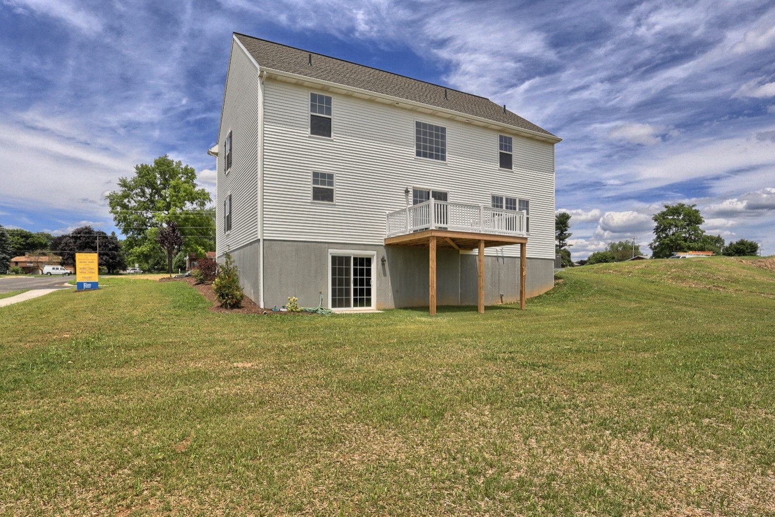 Exterior Daylight Basement