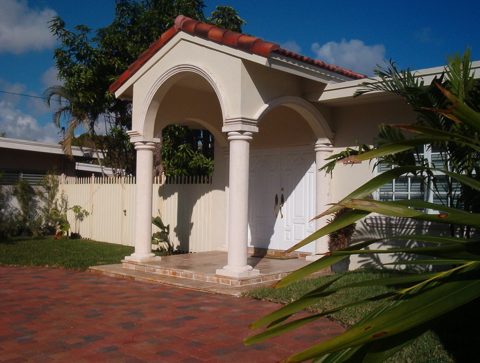 Detail of New Front Entry - Mediterranean - Exterior - Miami - by Star ...