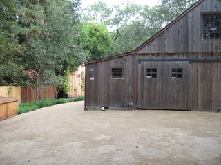 Diablo backyard - Rustic - Exterior - San Francisco - by Martin ...