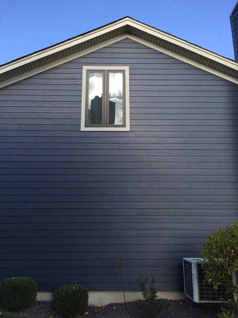 Dive into Deep Ocean blue siding by James Hardie! - Traditional ...