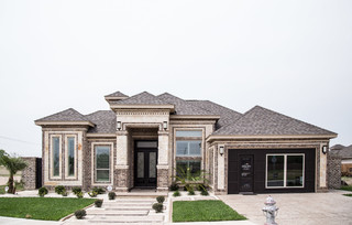 Dolcan Homes - Transitional - Exterior - Austin - by Illuminations | Houzz