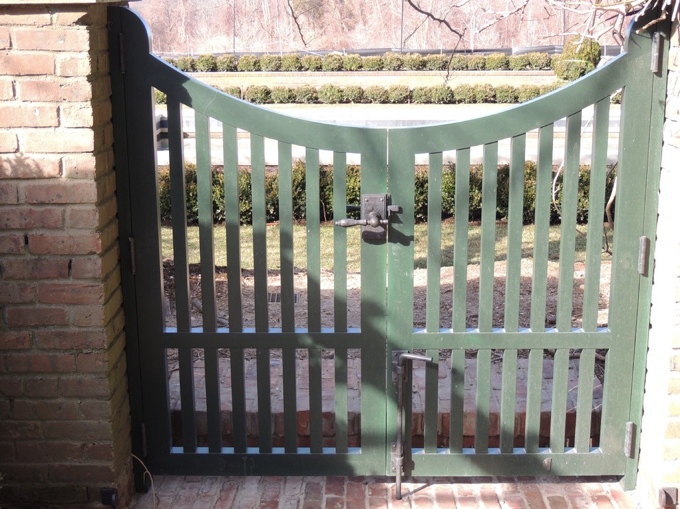 Double Gate Hardware on Double Wooden Gate with Box Latch - Traditional ...