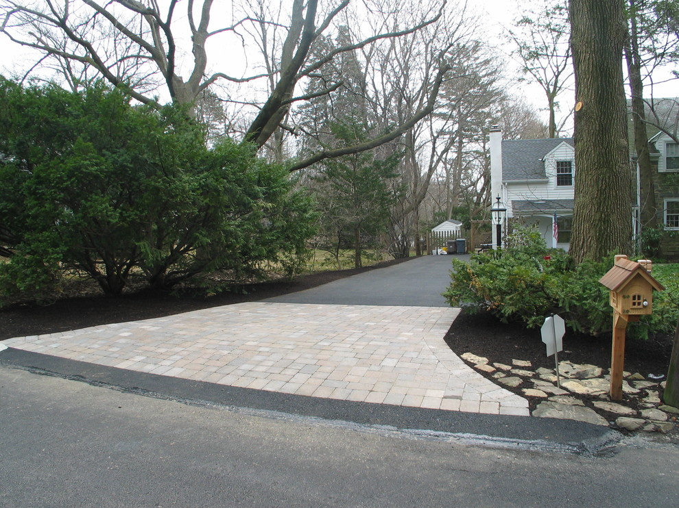 Driveway Entrance - Traditional - Exterior - Philadelphia - by Cedar ...