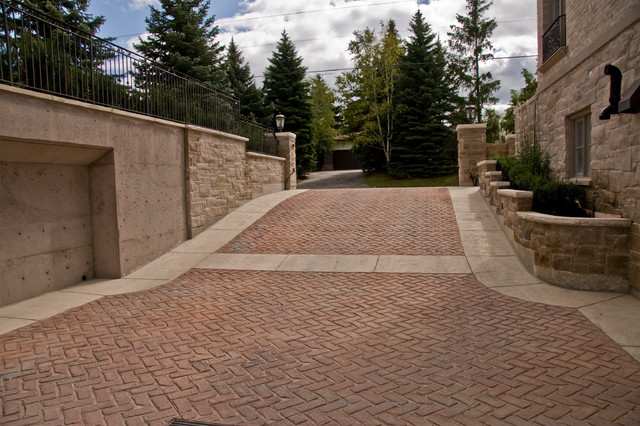 Driveways - Classique - Façade - Toronto - par Patterned Concrete ...