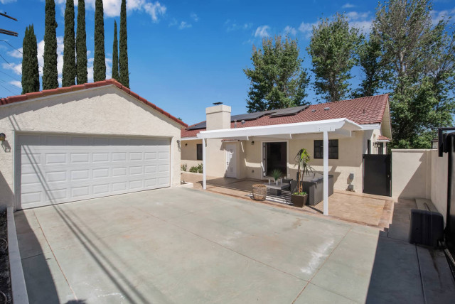 Encino House Remodel - Exterior - Midcentury - House Exterior - Los ...