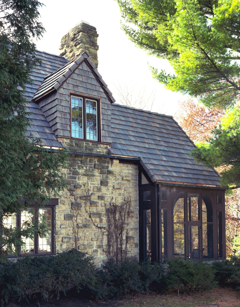 English Shingle - Traditional - Exterior - Vancouver - by Vande Hey ...