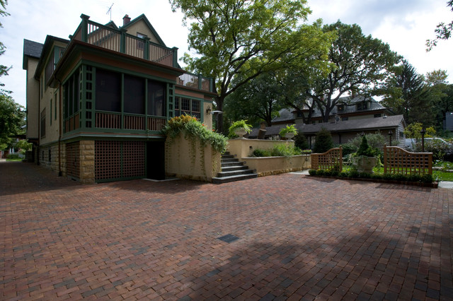 Entry Courtyard - Craftsman - Façade - Chicago - par Krugel Cobbles ...
