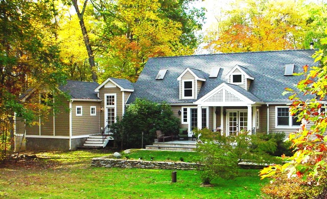 Entry Terrace, Portico, Tower and Master Suite - Traditional - House ...