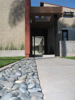 Entry Walk - Modern - Exterior - Los Angeles - by Jeannette Architects ...