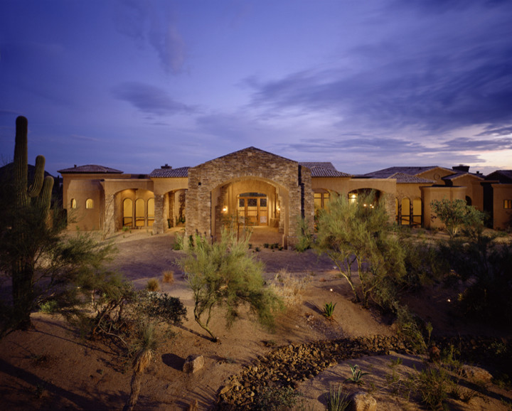 Exterior - Traditional - House Exterior - Phoenix - by Fratantoni ...