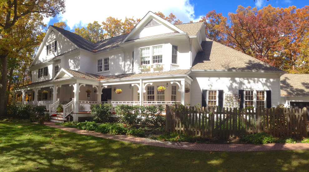 Exterior - Front - Traditional - Exterior - Chicago - by Kipnis ...