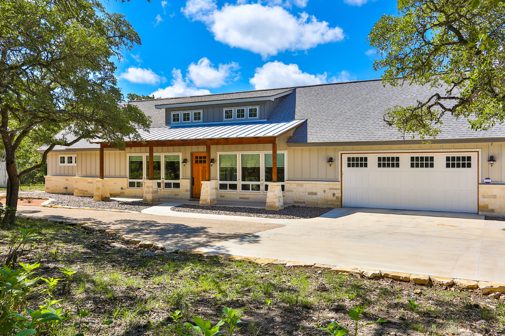 Exterior - Hideaway in the Hill Country - Traditional - Exterior ...
